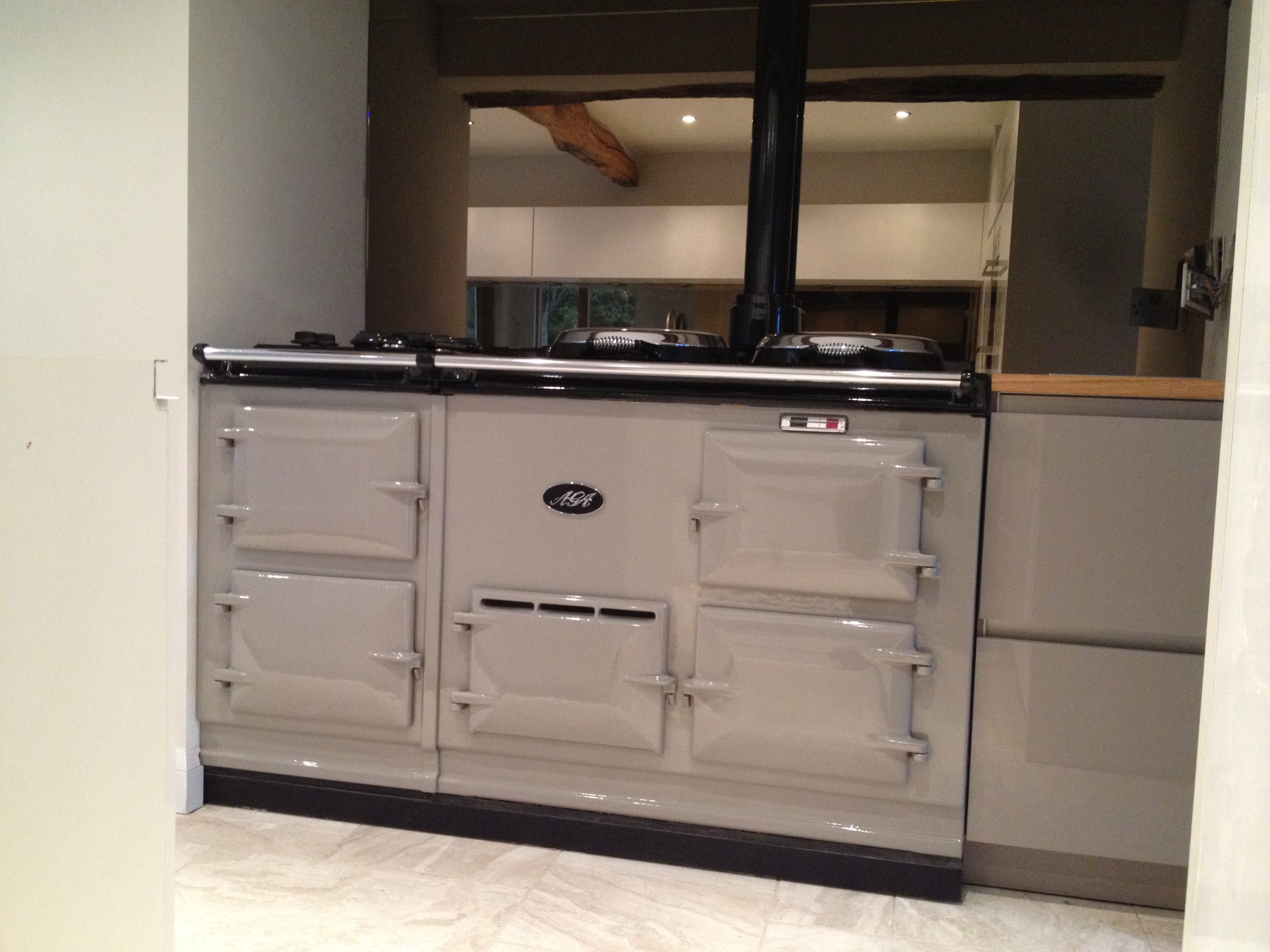 4 Oven Deluxe Style Gas Fired Aga Range Cooker - Avec Cookers