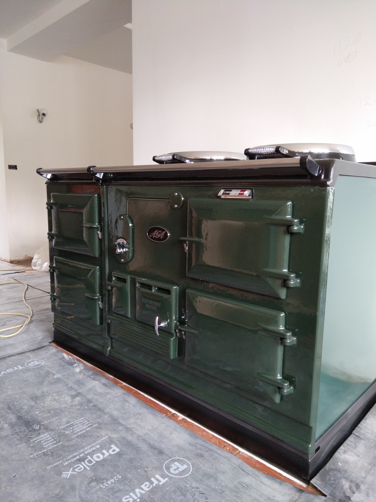 4 Oven Classic Style Oil Fired Aga Range Cooker - Avec Cookers