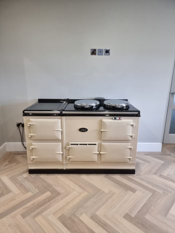 2 Oven Oil Fired Aga Range Cooker - Avec Cookers